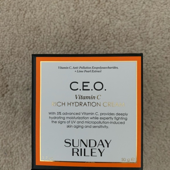 Sunday Riley | Skincare | Nwt Sunday Riley Ceo Vitaminc Rich Hydration ...